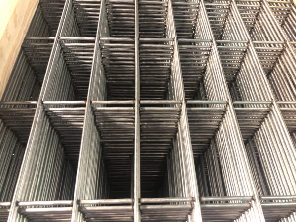 About Rectangular Pattern Wire Mesh