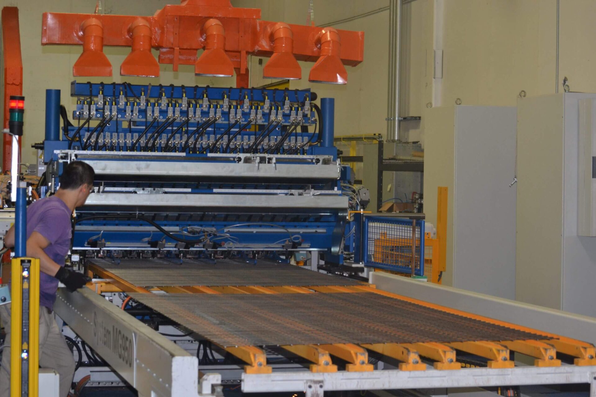 Wire Mesh Welding | Custom Woven & Welded Wire Products